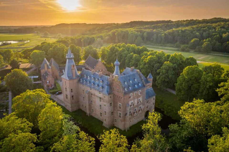 19 Most Beautiful Castles in the Netherlands » Maps & Bags